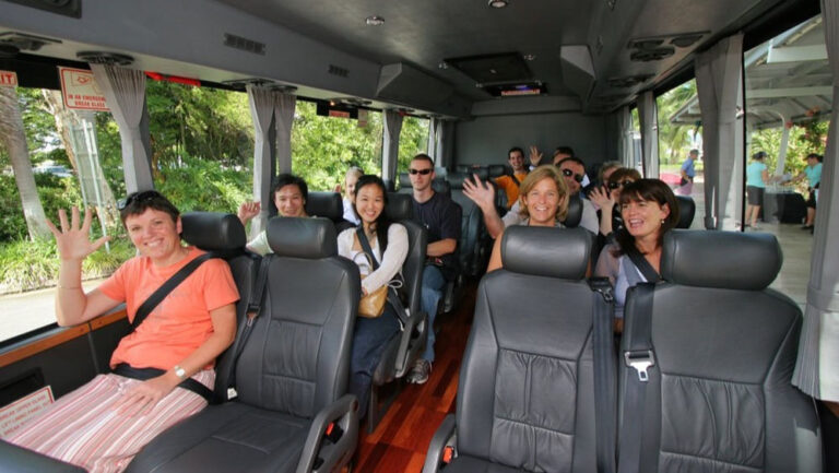 Home - STA's Luxury Transport Services in Australia